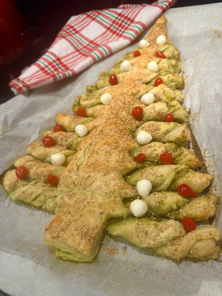 Pesto Puff Pastry Tree – Have U Covered in the Kitchen